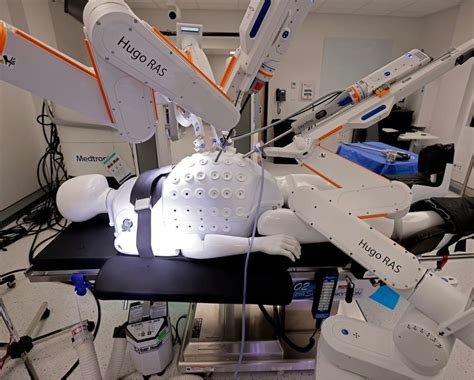 Medtronics Hugo Robot Achieves 98 5 Success Rate With 3 7 Prostate