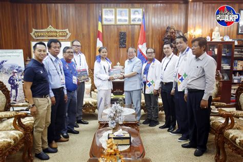 ឯកឧត្តម ខៀវ កាញារីទ្ធ អនុញ្ញាតឱ្យកីឡាការិនី ប៊ូ សំណាង ចូលជួបសម្តែងការគួរសម