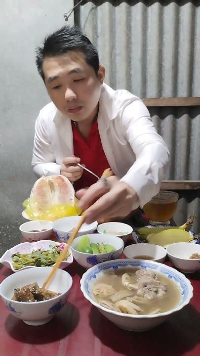 Giò Heo Giò Bắp Hầm Củ Sen Cải Sả Bấu Sườn Cọng Xao Mặn Dưa Chuột Đậu Rồng Bưởi To Bự