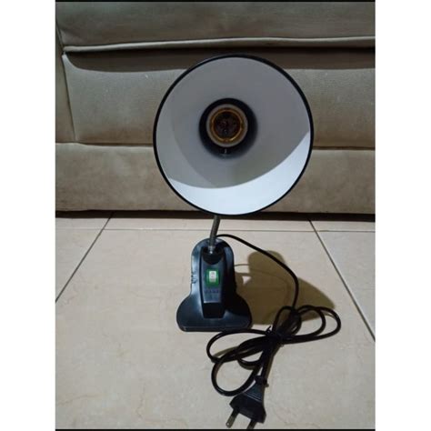 Jual Reptil Uvb Uva Lampu Lampu Jepit Fitting Keramik Lampu Uva Uvb Reptil Shopee Indonesia