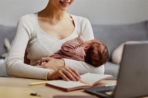 Premium Photo Successful Mother Working At Home