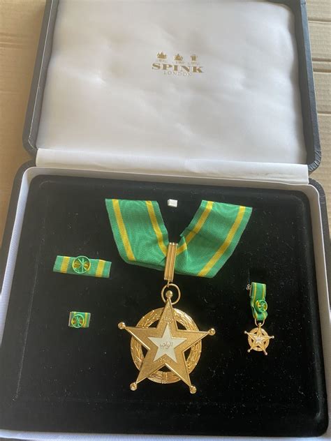 The Orient Treasures 1962 Kuwait Order Of Military Duty Complete Set Neck Bage Excellent Class
