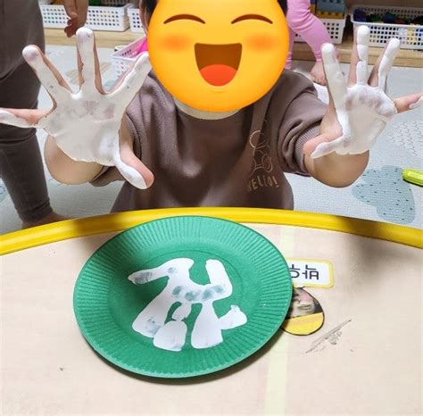 호반아이사랑♡ 만1세발달과정발달특성발달수준 3세놀이 3세발달과정 엄마선생님이읽어주시는그림책 그림책동화책놀이 일일선생님 병원은하