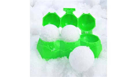 3 Snowball Maker The Toy Insider