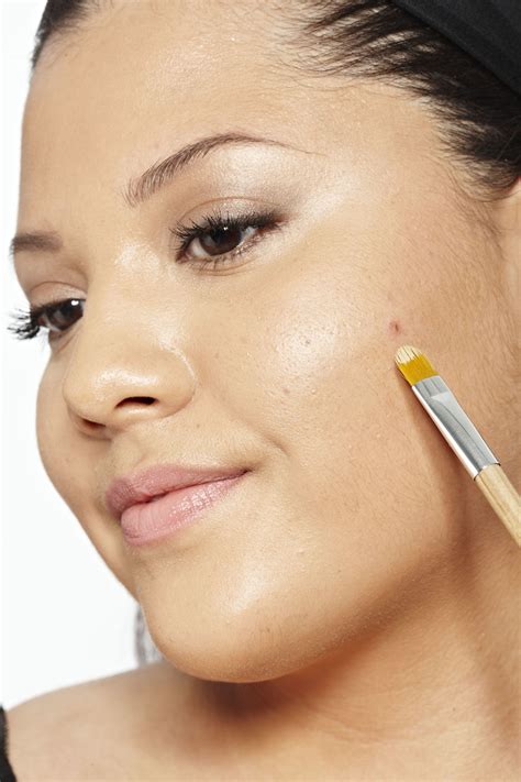 How To Cover Up A Pimple How To Conceal Acne