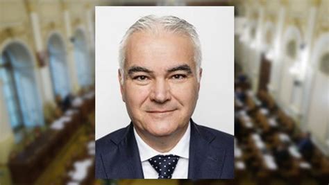 Kamal Farhan Novinky