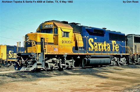 Atchison Topeka And Santa Fe Emd Gp60 Diesels