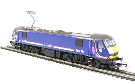 Hornby R2663a Loco Class 90 90019 In First Scotrail Livery Hattons