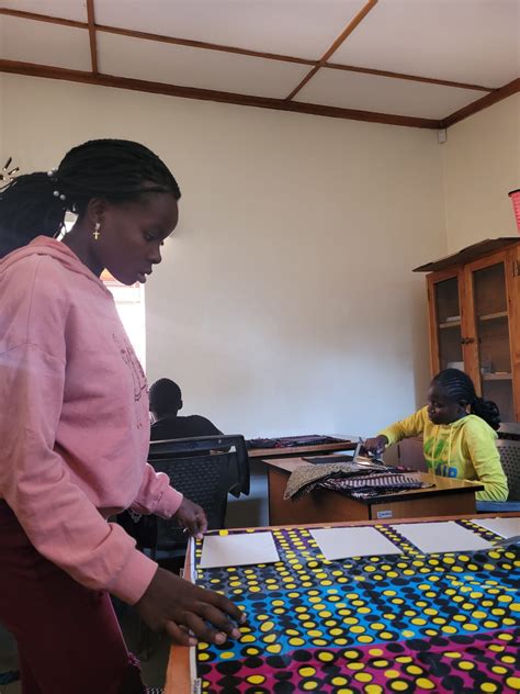 Ankara Notebooks Training 2023 G I N G K O