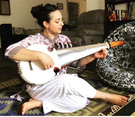 Nithya Menon Feet Wikigrewal