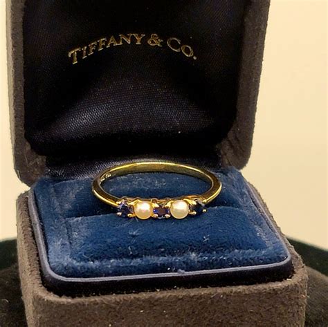 Tiffany And Co 18k Yellow Gold Pearl And Blue Sapphire R… Gem