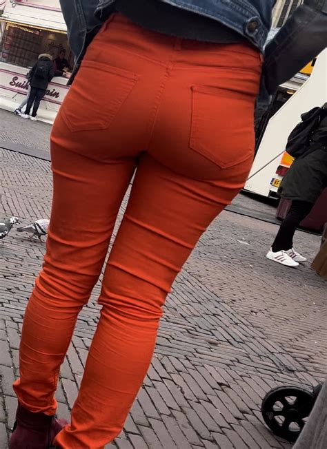 Very Nice Slim Thick Milf Ass Tight Jeans Forum