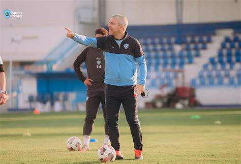 بابا فاسيليو بيراميدز يحتاج للتتويج بالدوري وأتمنى تدريب منتخب مصر