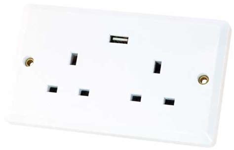 Gadget Of The Week 13A Mains Wall Socket With Built In USB Charger Automated Home