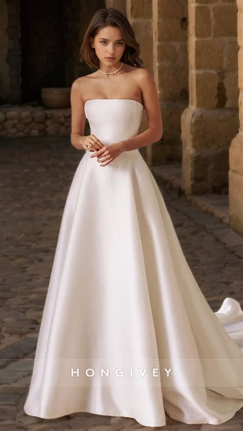 Hongivey Strapless Wedding Dress With Train A Line Sleeveless Classic Wedding Dresses Simple