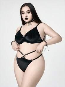 Romwe Goth Plus Size Gothic Triangle Cup Bra And Thong Lingerie Set For