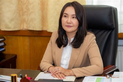 Ч Ундрам Банкны тухай хуулиудыг хамт өргөн барилцсан гишүүний хувьд энэ асуудлыг дэмжихгүй байна