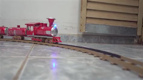 کاردستی برای مدرسه ابتدایی قطار متحرک