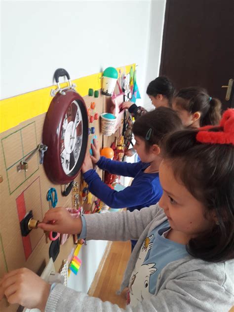 სენსორული ოთახი საბავშვო ბაღში და უნარების განვითარება შეხების შეგრძნებით Skolamdelebi Ge