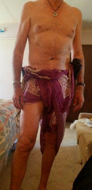 Guy Wearing Sarong Pic