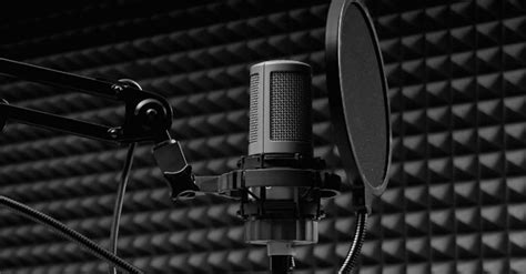 How To Reduce Background Noise In The PC Microphone ITIGIC