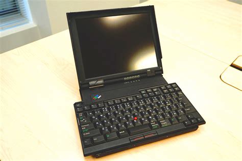 【thinkpadクロニクル】伝説の“バタフライキーボード”を搭載した「thinkpad 701c」 Getnavi Web ゲットナビ
