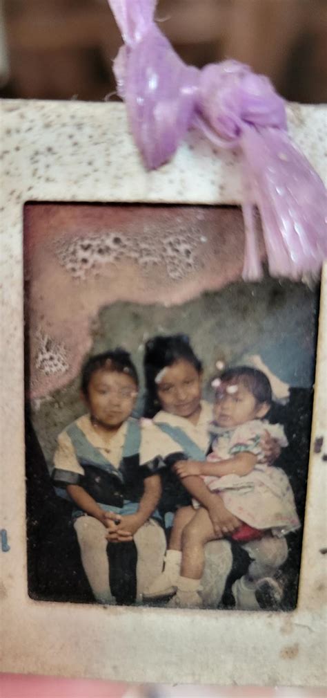 can someone restore this photo will tip r photoshoprequest