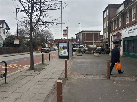 Acton Town Stop R Opening Times Contacts Bus Stop In London