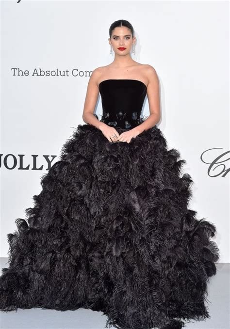 Sara Sampaio Amfar Cannes Gala 2019 • Celebmafia