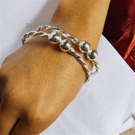 Woman Sliver Bangle Etsy