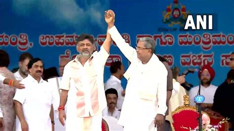Siddaramaiah D K Shivakumar Take Oath As Cm Dycm In Mega Ceremony The