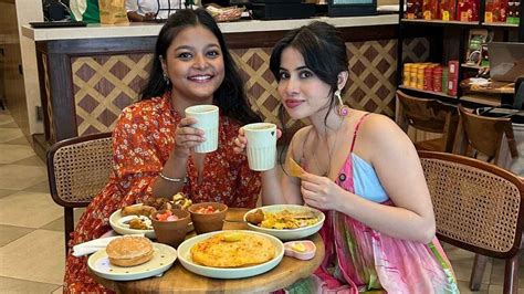 This Is How Uorfi Javed Spent All Her ‘traitors Prize Money Curly Tales