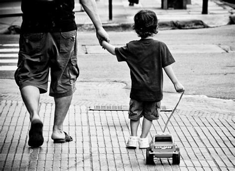 ხუთი წლის ვაჟის უცნაური თხოვნა რომელმაც მამა წყობილებიდან გამოიყვანა