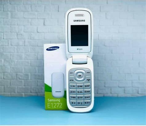 Samsung E1272 Wit Inclusief Gratis Simkaart Klaptelefoon Simlockvrij Prepaid