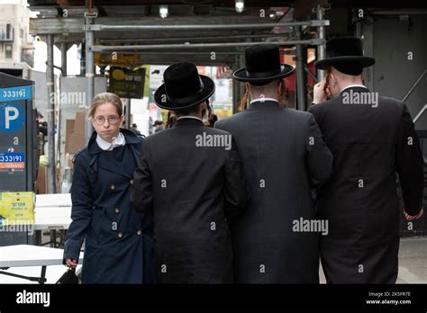 Hasidic Williamsburg Brooklyn The Making Of Satmar Williamsburg Lfmp