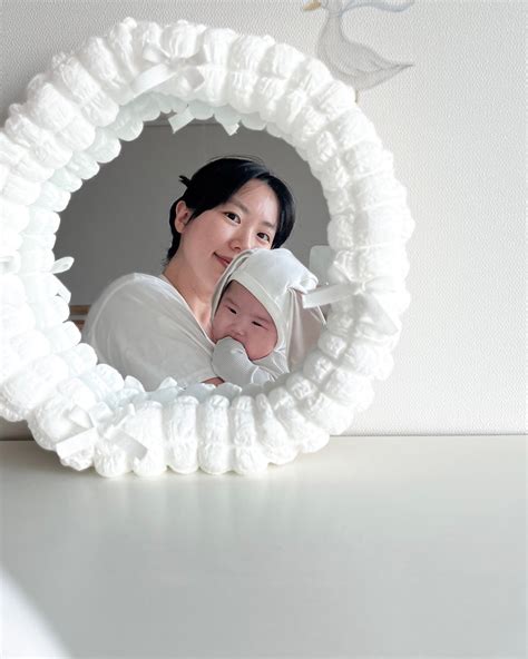 유델라 협찬 모로반사 때문에 깜짝깜짝 잠을 깨는 뽀금이 스와들업은 필수인데요 내복을입고 스와들업 까지 입으면 땀뻘뻘💦 시원한 스와들업 없을까 찾던중 만난 투유모유