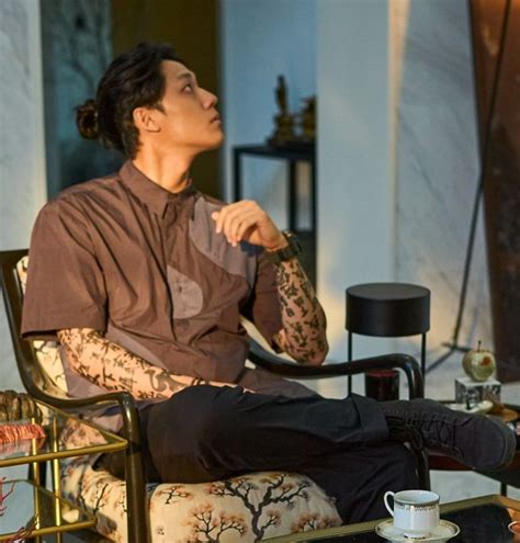 Actor Lee Do Hyun Shocks Netizens With His Sexy Af Transformation In