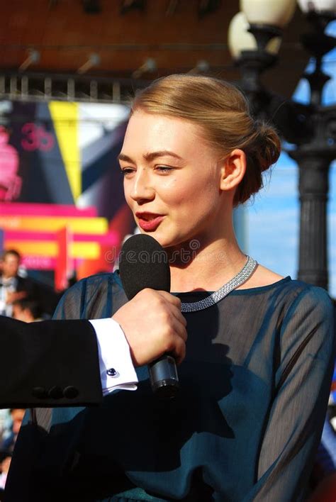 Schauspielerin Oksana Akinshina Am Moskau Film Festival Redaktionelles