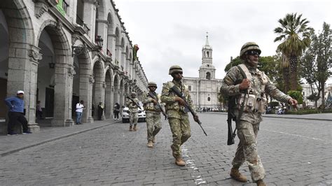 Извънредно положение в Перу протести блокираха страната ВИДЕО Nova