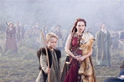 Outlander Publicity Still Of Sophia Myles And Bailey Maughan