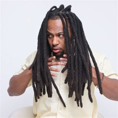 Moneta Kai Moneta Kai On Threads