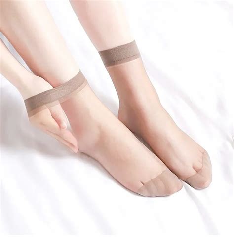 Шкарпетки жіночі капронові Ластівка 35 41 бежеві 00 КБ от продавца Милада в интернет