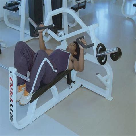 Bi Angular Bench Press In Mumbai Skyhealth Fitness India Private
