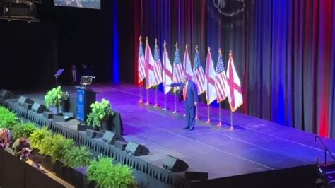 Donald Trump Draws Gigantic Crowd At His Latest Alabama Event