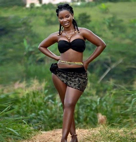 Pin By Trapp Baby On Black Is Beautiful Pretty Dark Skin Black Beauties African Women