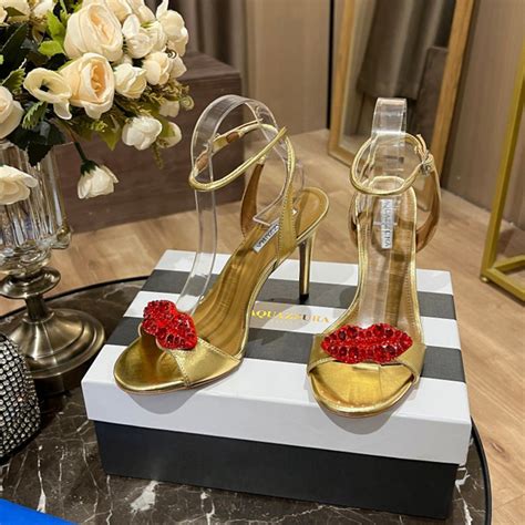 Босоножки Aquazzura - купить с доставкой по выгодным ценам в интернет ...