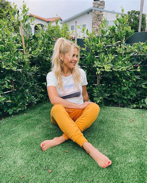 Candace Cameron Bure Feet Full House Star Hd Photos