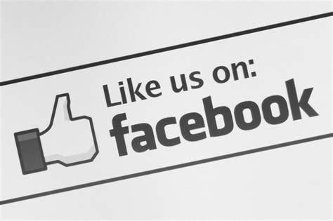 facebook kills share button enhances like button erik qualman