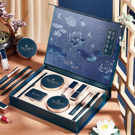 Bộ Trang điểm Ngọc Bích Uli Ula Bộ Tám Mảnh Ngày Lễ Tình Nhân Người Mới
