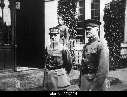 Marshal Foch and General Pershing Stock Photo - Alamy